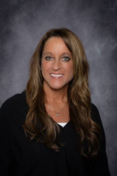 Leslie Winebaugh - Rockford - Dickerson & Nieman Realtors